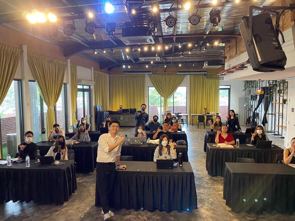 About Us Xiao Hong Shu Malaysia about-us-xiao-hong-shu-malaysia